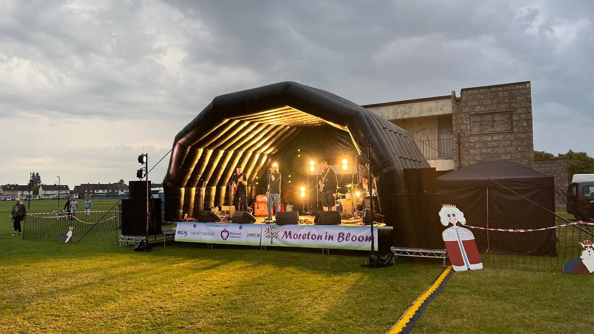 Inflatable Stage Covers - Bloon | Inflatable and Aerial Marketing